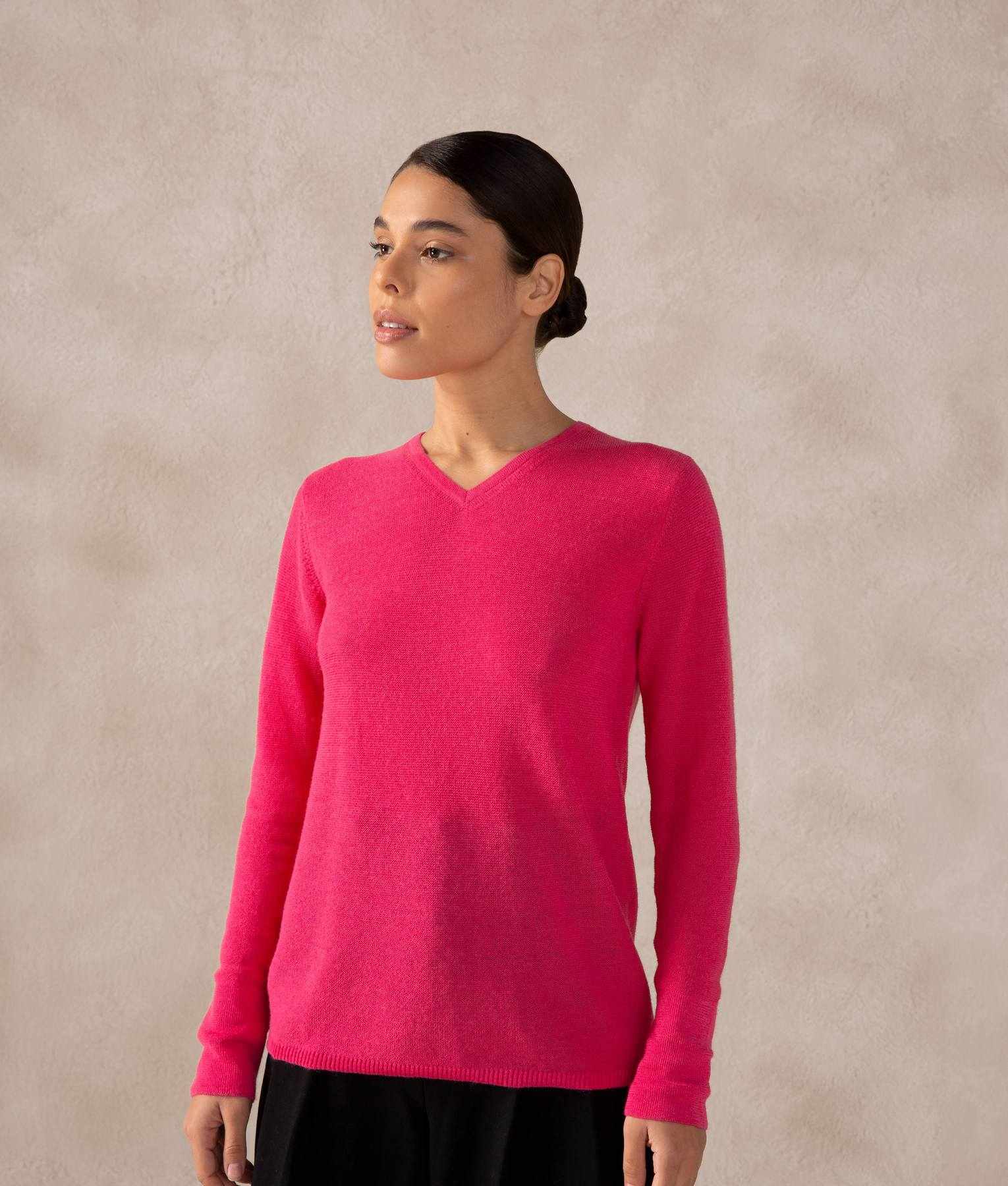Links Basic Vee Sweater - Magenta Pink