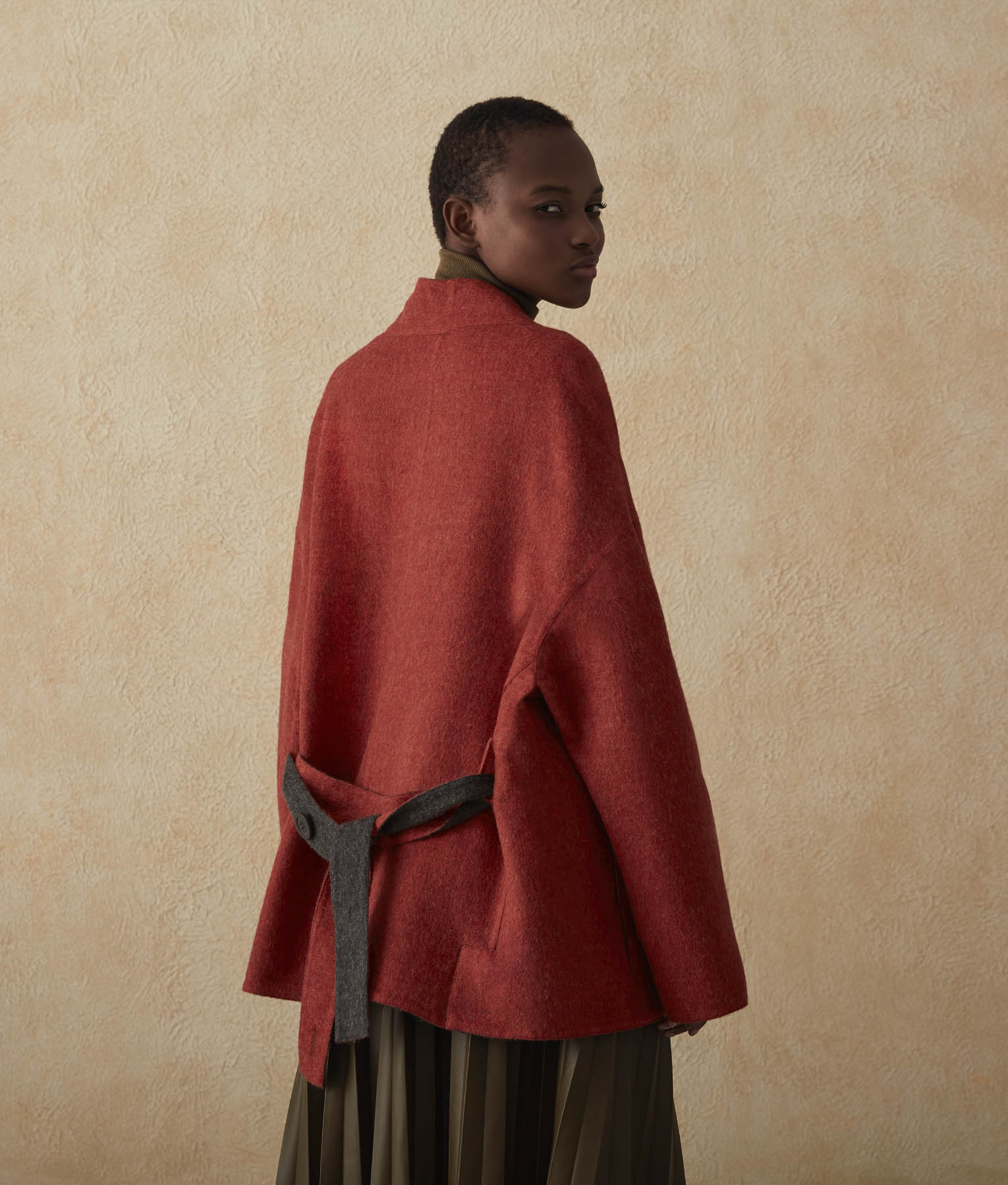 Modern essentials for Women & Men with the finest alpaca wool – Sol ...