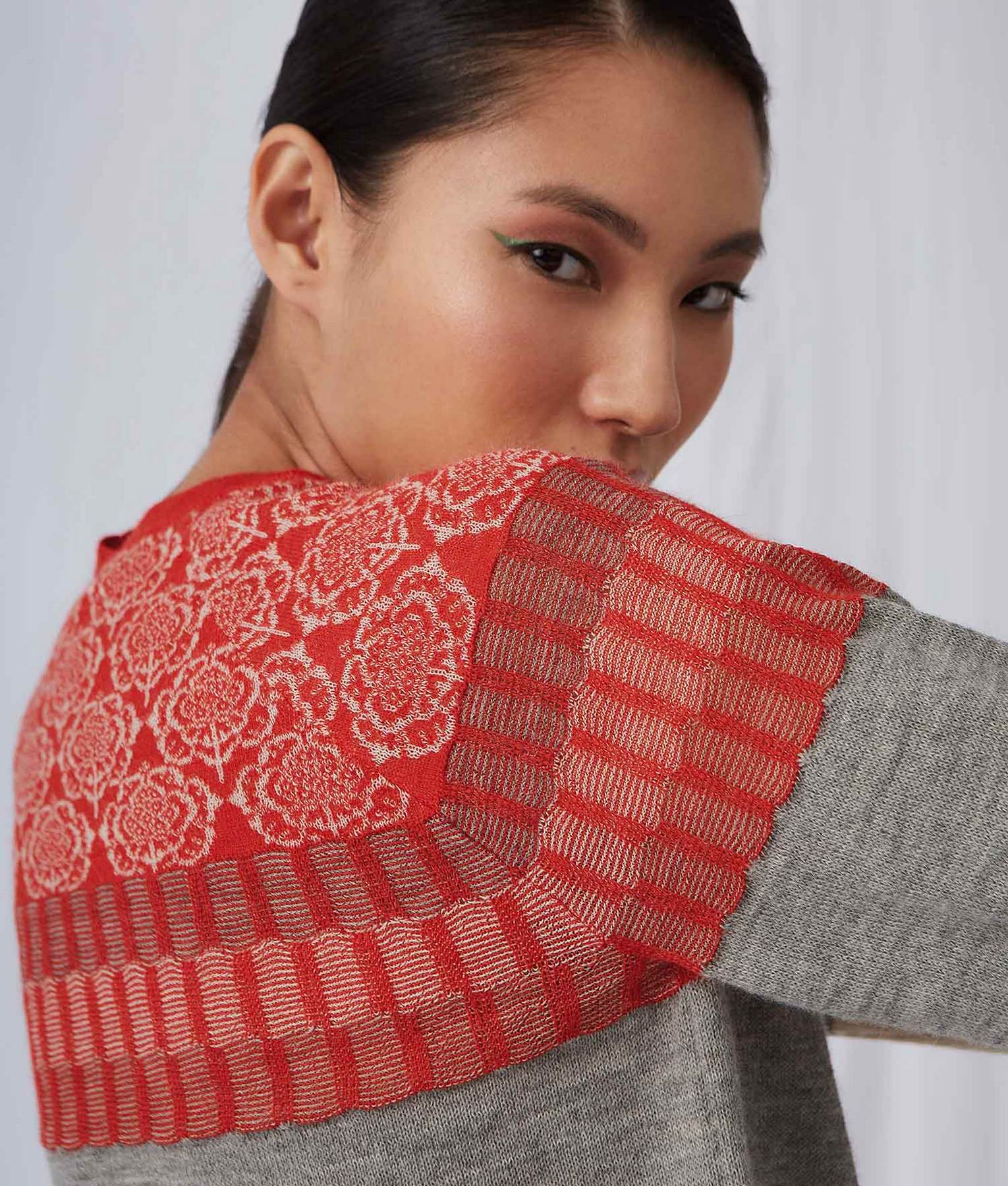 The Vase Sweater – Sol Alpaca USA