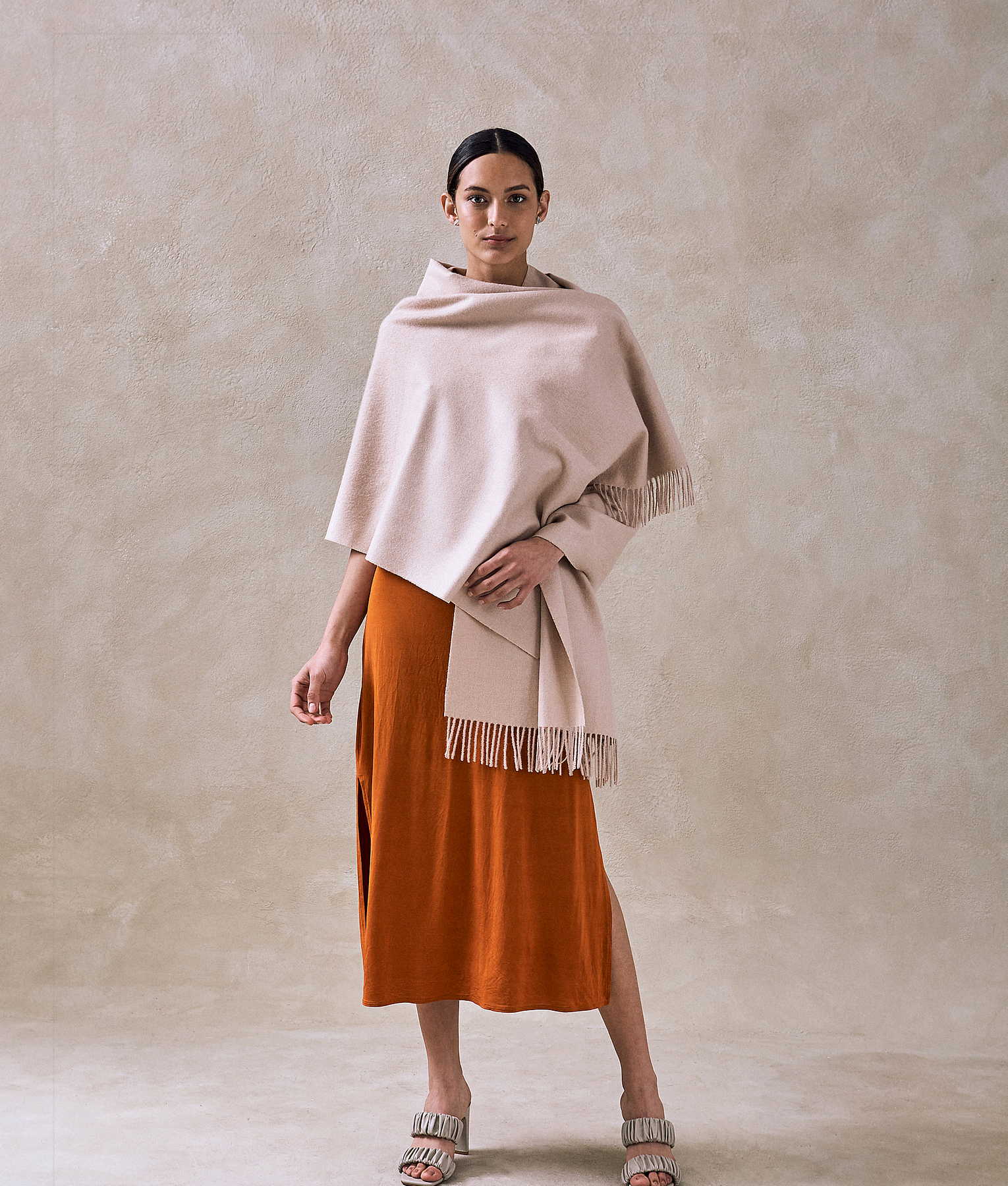 Sol Alpaca Shawls – Sol Alpaca USA